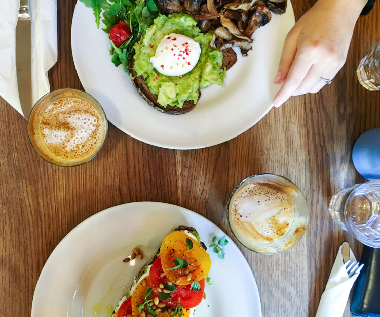 5 locuri pentru mic dejun în weekend